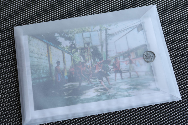 A Short Guide to Packaging Your Portfolio - Newspaper Club